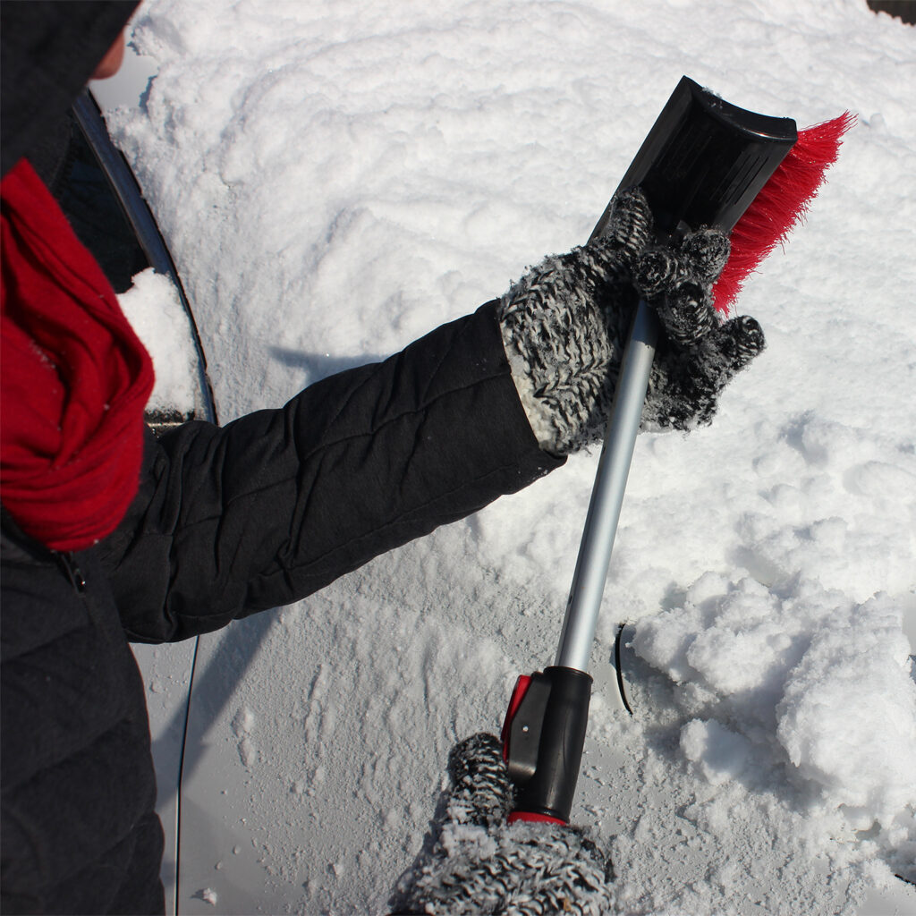 48″ Telescoping Snowbrush – Emsco Group