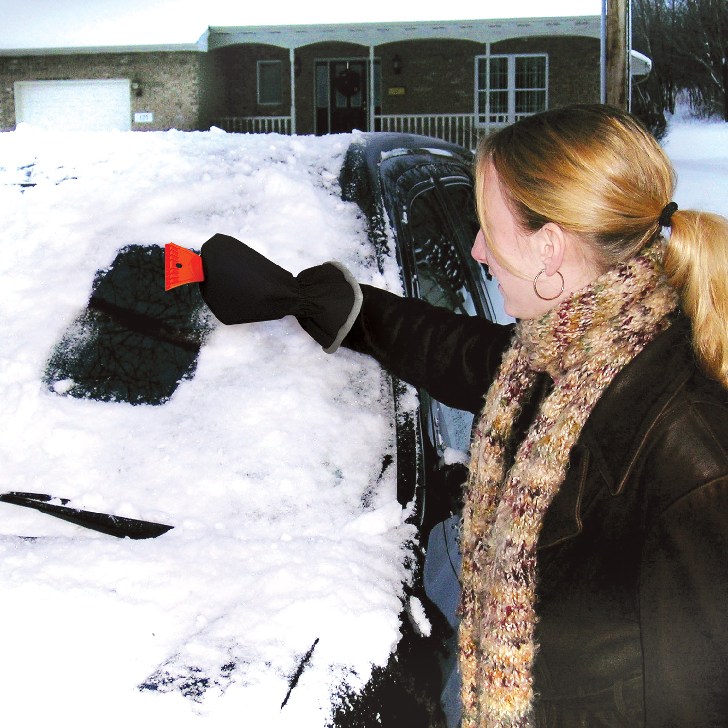 Mitten Ice Scraper – Emsco Group