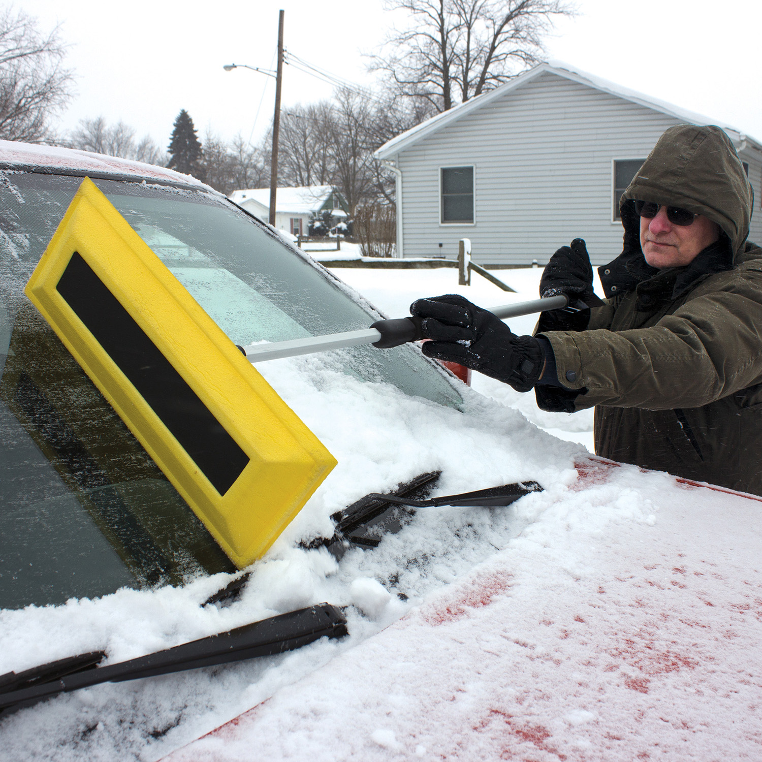 52″ Telescoping Snowbroom – Emsco Group